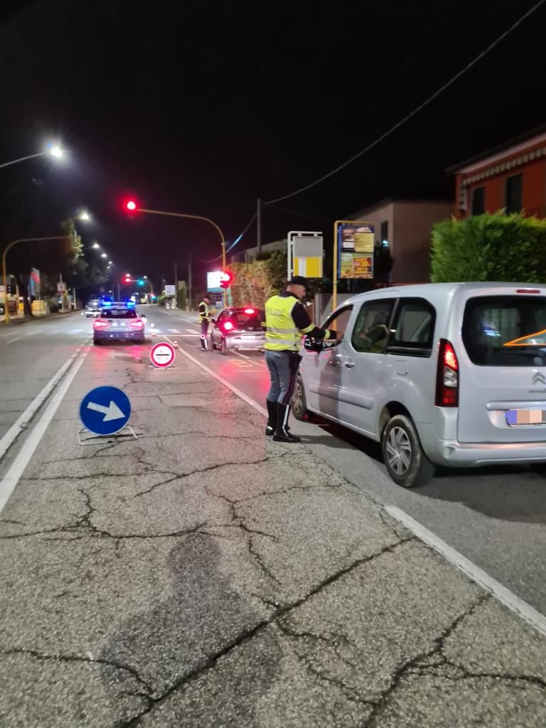 Controlli a Saonara, in cinque "perdono" la patente in una notte ...
