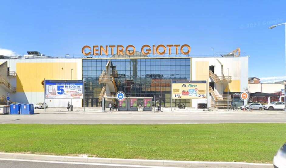 Va in cassa per pagare il pane, ma nello zaino nasconde 200 euro di ...