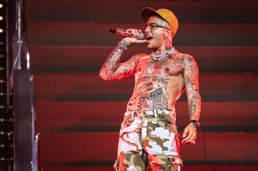 Sfera Ebbasta fa il pienone a Padova e... raddoppia: in concerto anche il 2 marzo 2025 - Prima ...