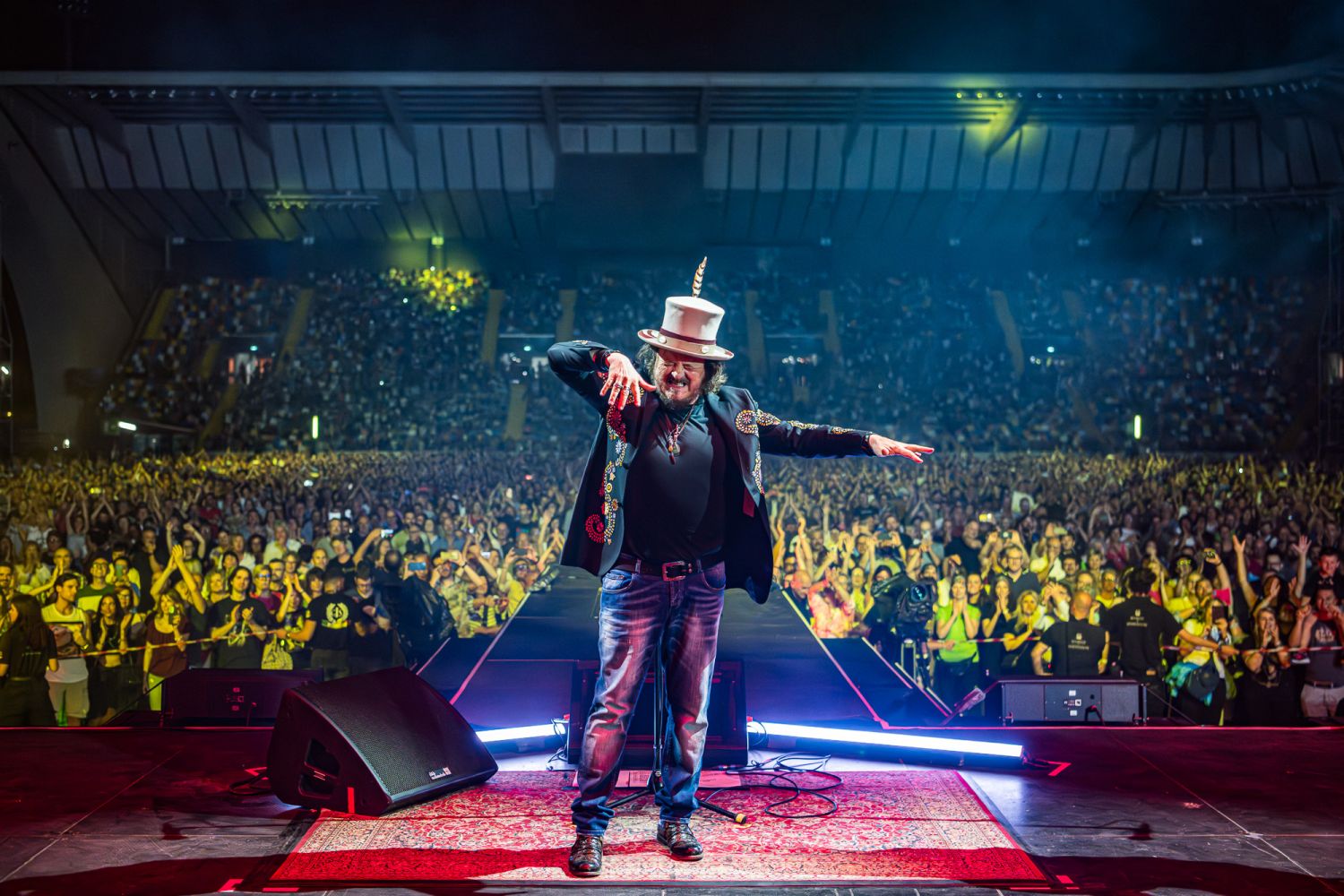 Il grande ritorno di Zucchero a Padova, il re del rock blues in ...